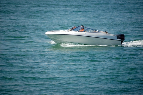 7 Types of Lake Boats (and How to Stay Safe)| Boat Ed®