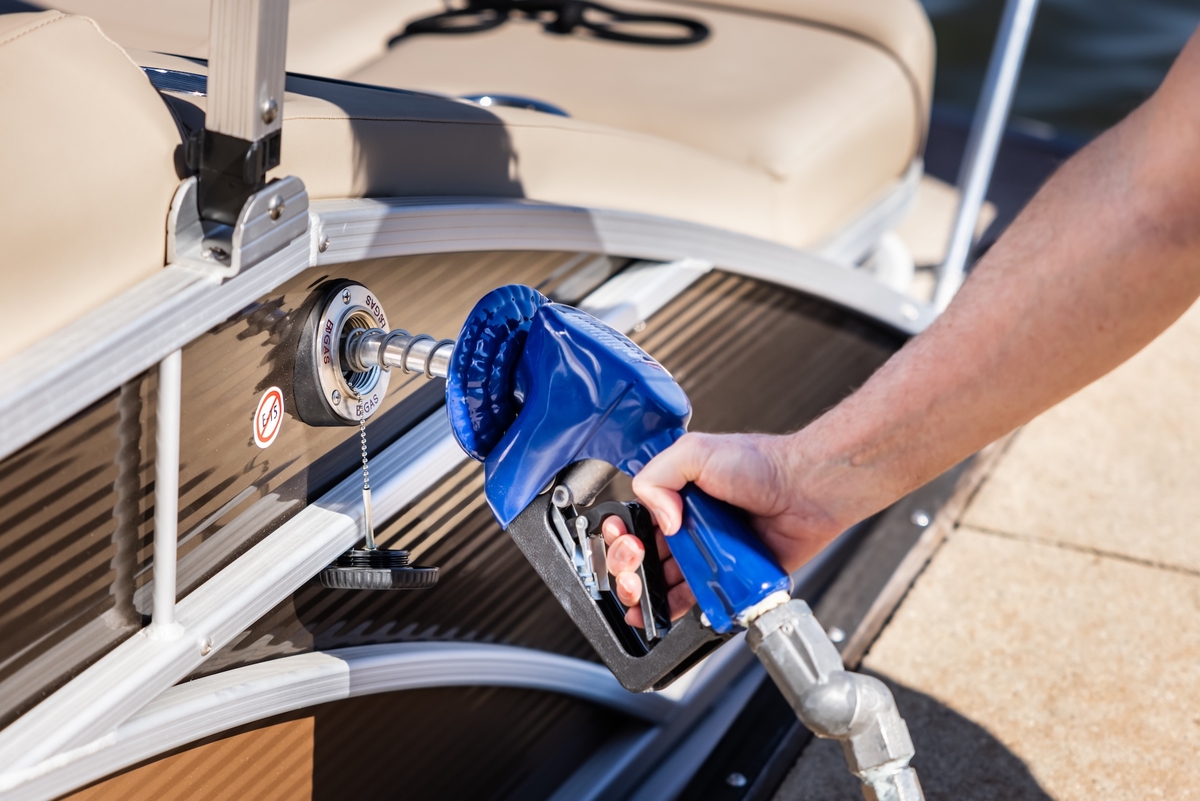 Guide to Safe Refueling Practice for Boats | Boat Ed®