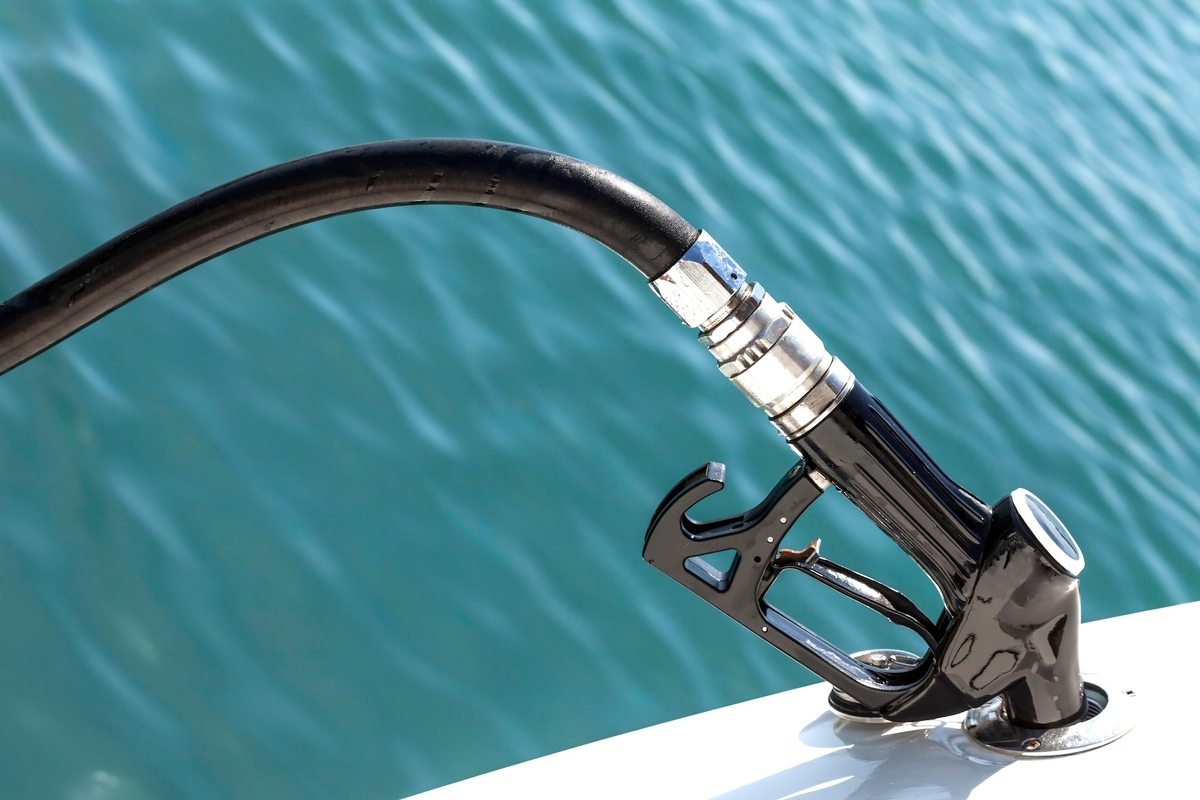 Guide to Safe Refueling Practice for Boats | Boat Ed®